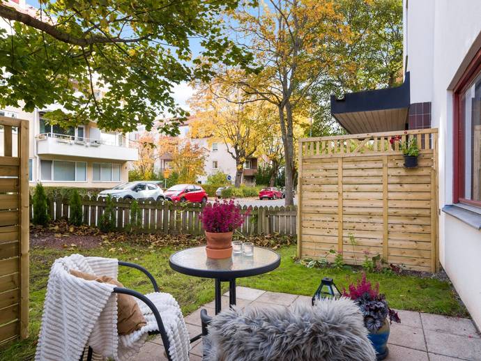 Polhemsgatan 3 i Gamla Huvudsta, Solna kommun - lägenhet till salu - Hemnet