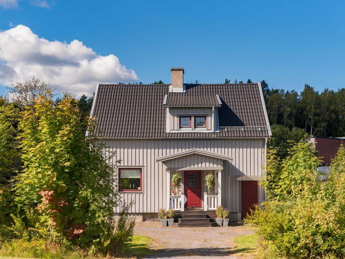 Långgatan 25 i Vålberg, Karlstads kommun - villa till salu - Hemnet