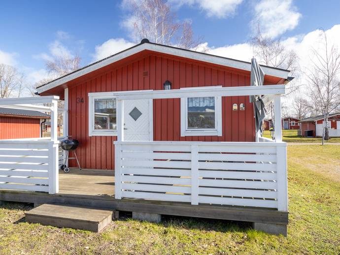 Stuga 34, Brf Halltorp Stugby i Ekerum, Borgholms kommun - fritidsboende till salu - Hemnet