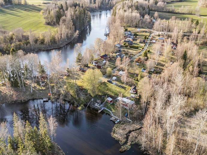 Kolsva Gisslarbo Koloniområde 7 i Kolsva Koloniområde, Köpings kommun ...