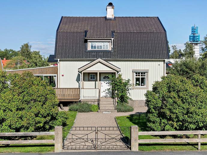 Uppvidingegatan 11 i Lessebo, Lessebo kommun - villa till salu - Hemnet