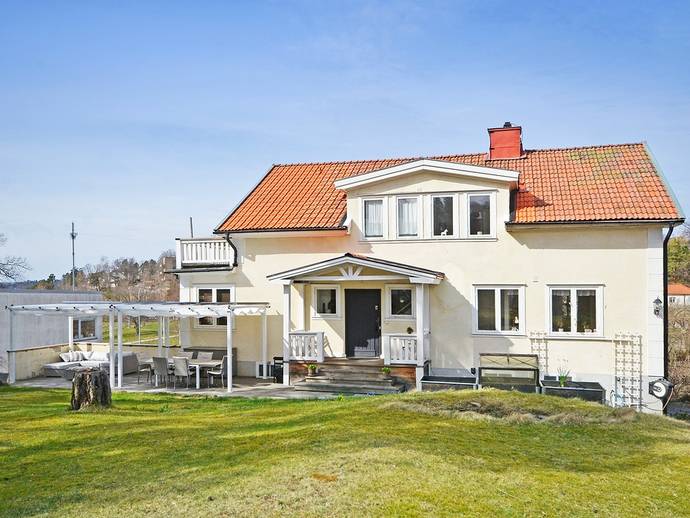 Roburvägen 29A i Torsvik, Lidingö kommun - villa till salu - Hemnet