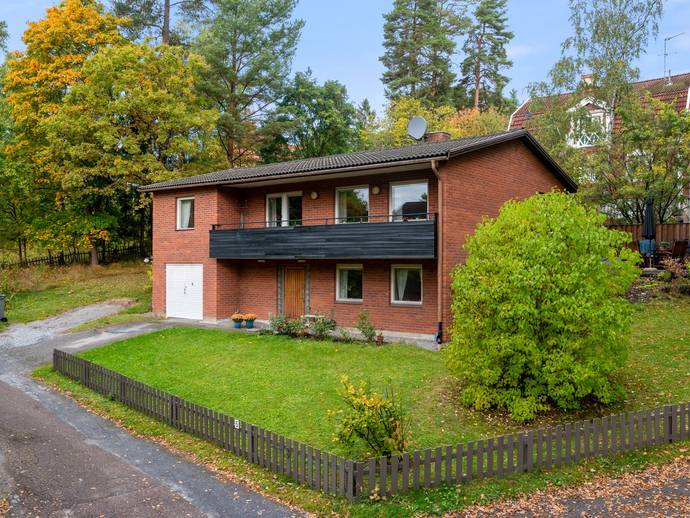 Krokvägen 5 i Stocksund, Danderyds kommun - Villa till salu - Hemnet