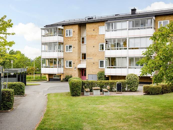 Tumatorpsvägen 1D i Simrishamn, Simrishamns kommun - lägenhet till salu ...