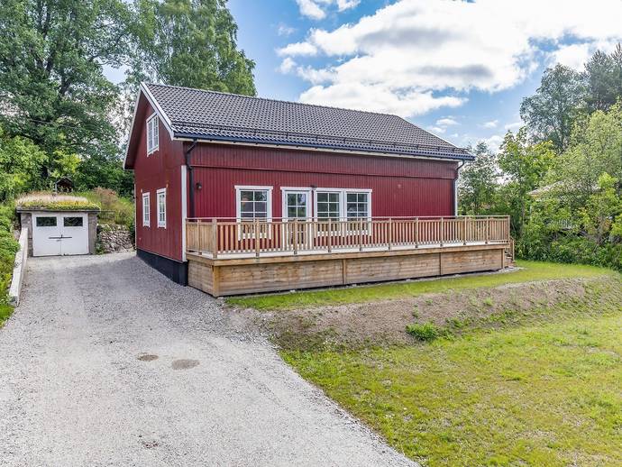 Uvbergsgatan 8 i Centrum., Smedjebackens kommun - villa till salu - Hemnet