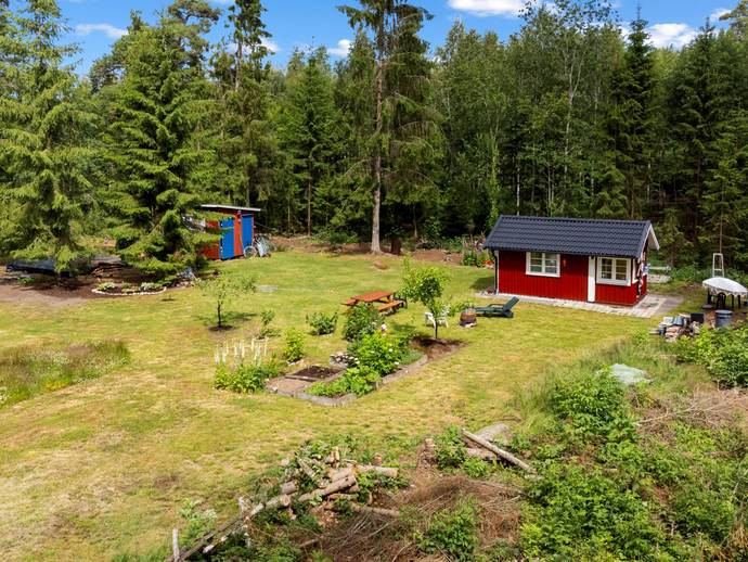 Smedtofta Ravelsgården 17 i Stora Levene, Vara kommun - villa till salu ...