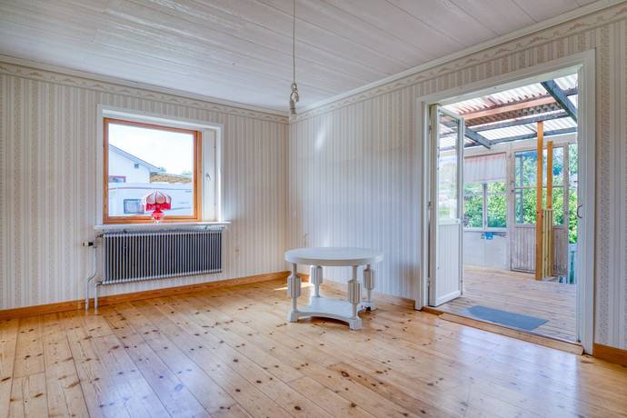 Strängnäsvägen 4 i Stallarholmen, Strängnäs kommun - villa till salu ...