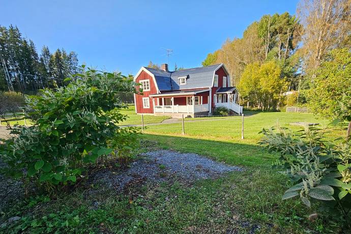 Ingelshyttan Nybo 725 i Ingelshyttan, Lindesbergs kommun - gård/skog till salu - Hemnet