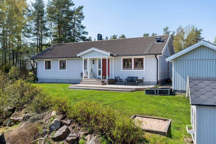 Nackabyliden 8 i Alster, Karlstads kommun - Villa till salu - Hemnet