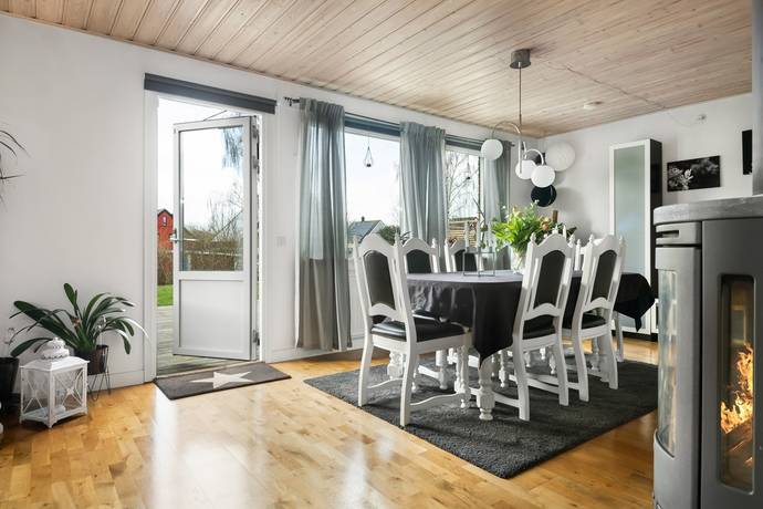 Höstgatan 19 i Simrislund, Simrishamns kommun - villa till salu - Hemnet