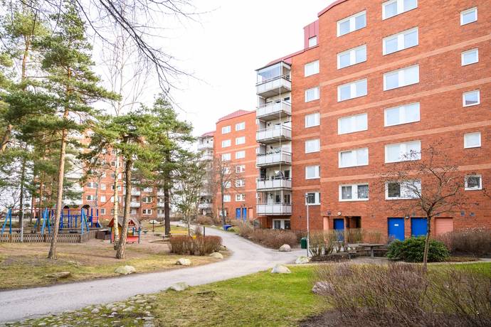 Norrskensbacken 11 i Tullinge, Botkyrka kommun - lägenhet till salu ...