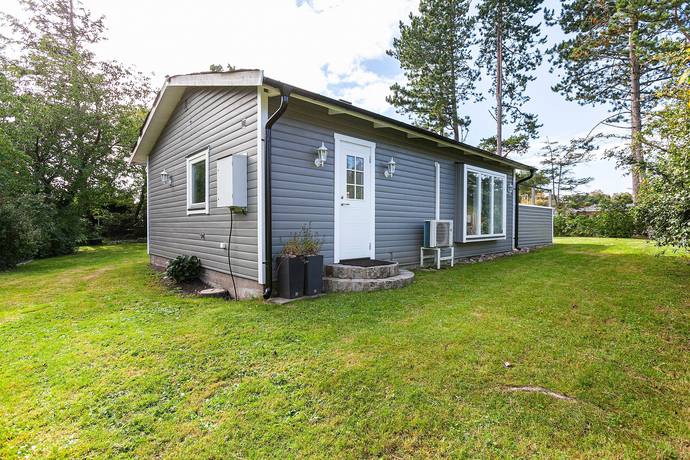 Idrottsvägen 22 i Jonstorp, Höganäs kommun - fritidsboende till salu ...