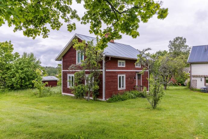 Burkens väg 11 i Östermoren, Smedjebackens kommun - villa till salu ...