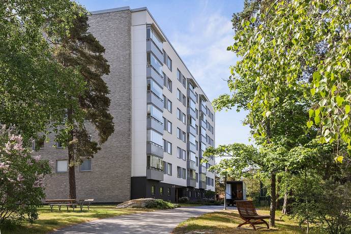 Rosenhöjdsvägen 20 i Rosenlund, Södertälje kommun - Lägenhet till salu ...