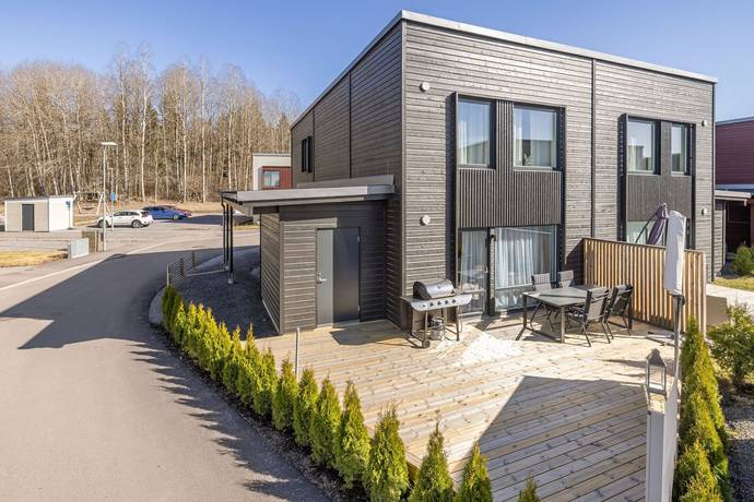 Silvervägen 12 i Stenby, Eskilstuna kommun - Radhus till salu - Hemnet