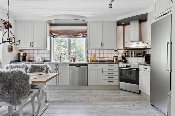 Lövsta strand 23 i Vagnhärad Lövsta, Trosa kommun - villa till salu ...