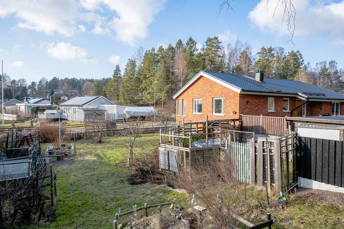 Sommarvägen 16 i Tystberga, Nyköpings kommun - villa till salu - Hemnet