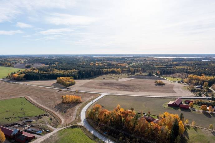 Valsta Gård i Bettna, Flens kommun - gård/skog till salu - Hemnet