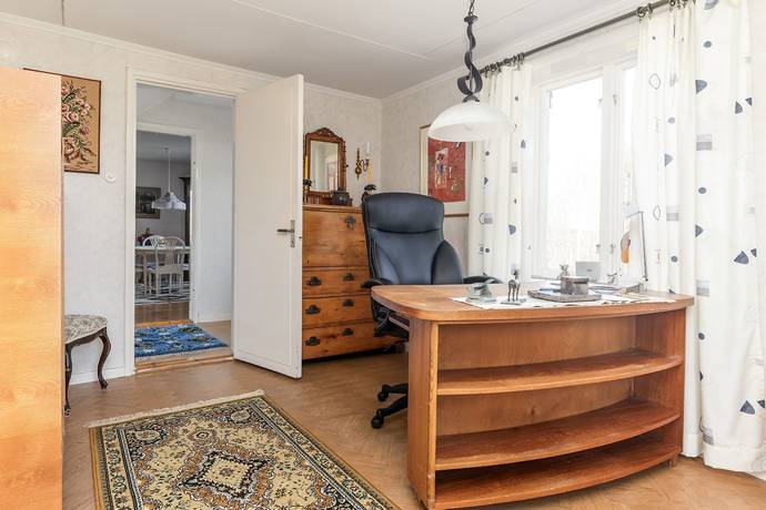 Burkens väg 11 i Östermoren, Smedjebackens kommun - villa till salu ...