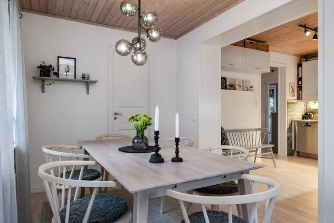 Riddarbergsgatan 3 i Hagaby, Örebro kommun - villa till salu - Hemnet