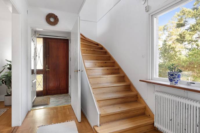 Bergaliden 25 i Tulemarken, Sundbybergs kommun - villa till salu - Hemnet