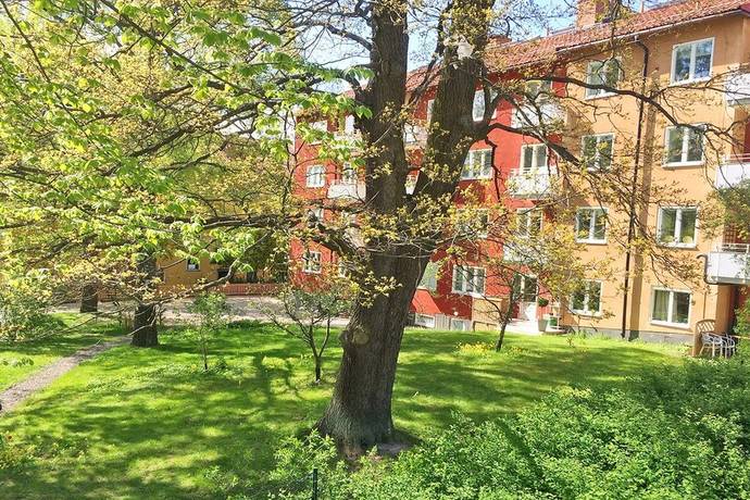 Kapellgatan 6 i Gamla Huvudsta, Solna - Lägenhet till salu - Hemnet