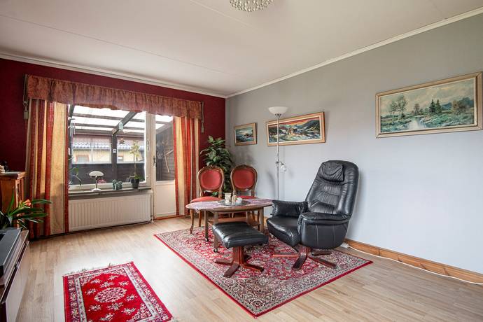 Bokvägen 4 i Surahammar, Surahammars kommun - villa till salu - Hemnet