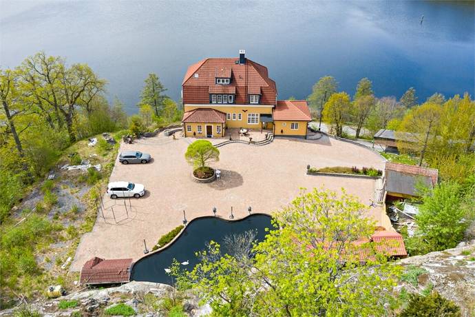 Tullinge strand 32 i Tullinge - Villa till salu - Hemnet