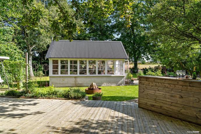 Vare 59 i Vare/Breared/Träslövsläge, Varbergs kommun - villa till salu ...