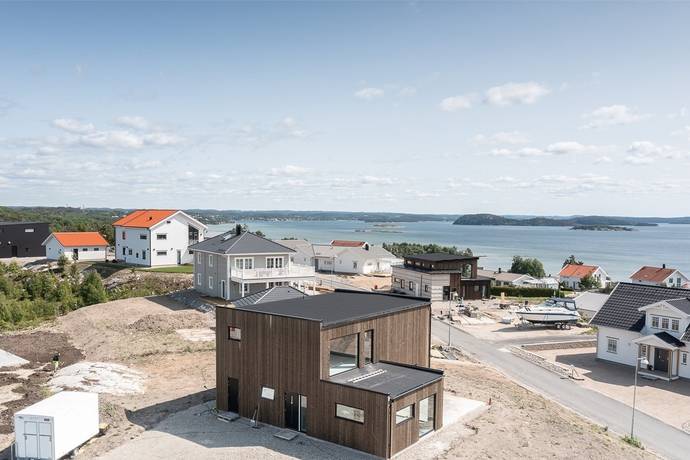 Långholmsvägen 13 i Lanesund, Uddevalla kommun - Villa till salu - Hemnet