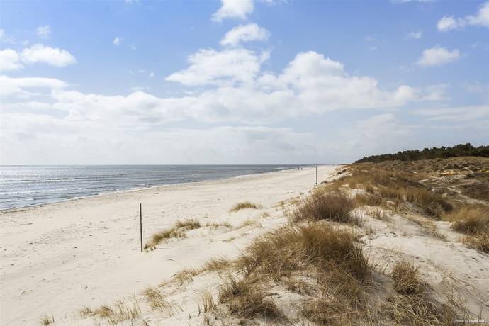 Kyhls strandväg 9 i Kyhls strand, Simrishamns kommun - tomt till salu ...