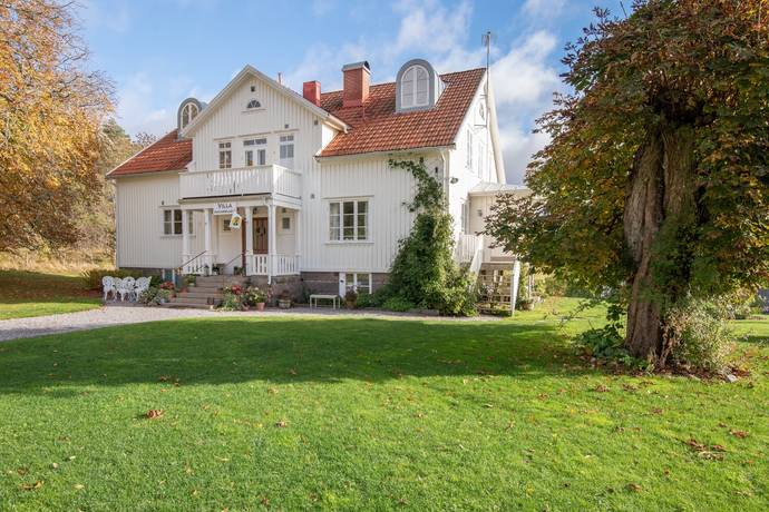 Övre Hogslättsvägen 19 i Gerlesborg, Tanums kommun - villa till salu ...