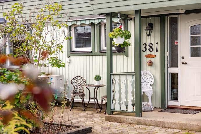 Ekholmsvägen 381 i Ekholmen, Linköpings kommun - radhus till salu - Hemnet