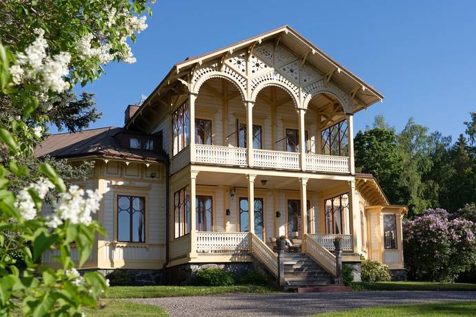 Loviseberg i Ulriksdals Slottspark, Solna kommun - Villa till salu - Hemnet