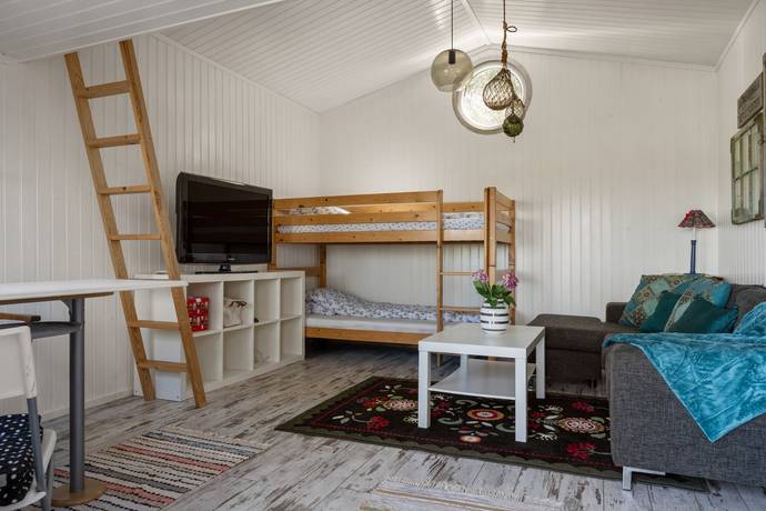 Skredsviks Bro 148 i Gullmarsberg, Uddevalla kommun - fritidshus till ...