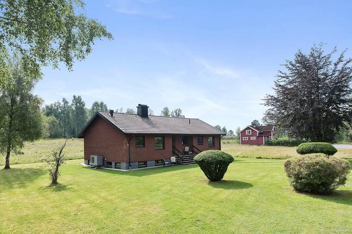 Jonsbo 201 i Hyltebruk, Hylte kommun - Villa till salu - Hemnet