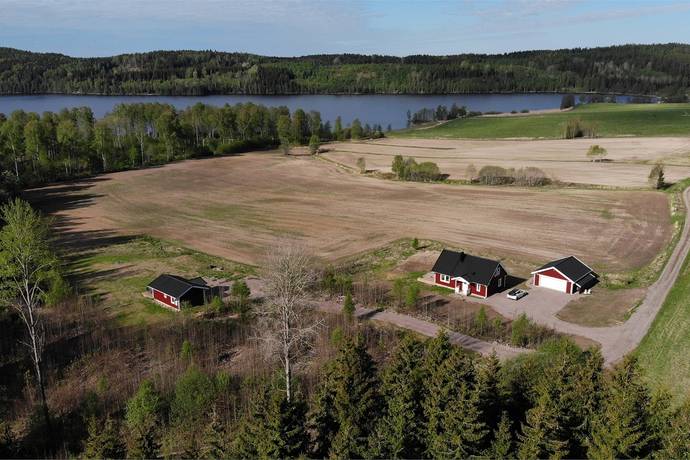 Acksjön 626 & 628 i Molkom, Karlstads kommun - Villa till salu - Hemnet