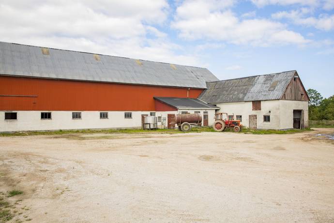 Vallstena Slumre 719 i Vallstena, Gotlands kommun - gård/skog till salu ...