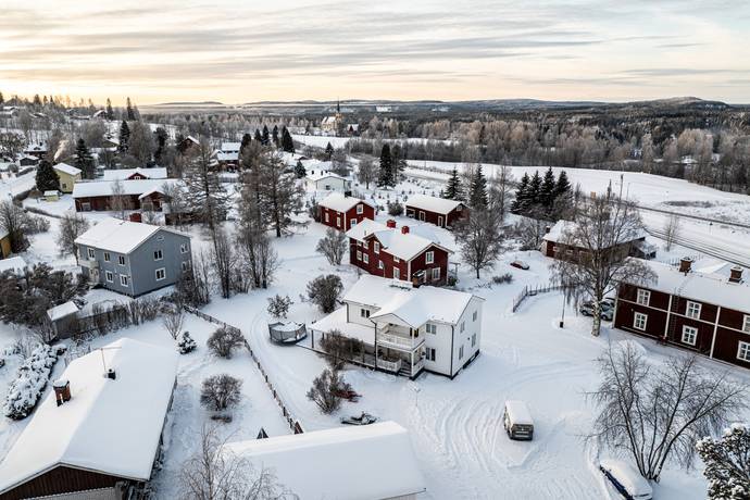 Mikaelsvägen 9 i Vindeln, Vindelns kommun - villa till salu - Hemnet