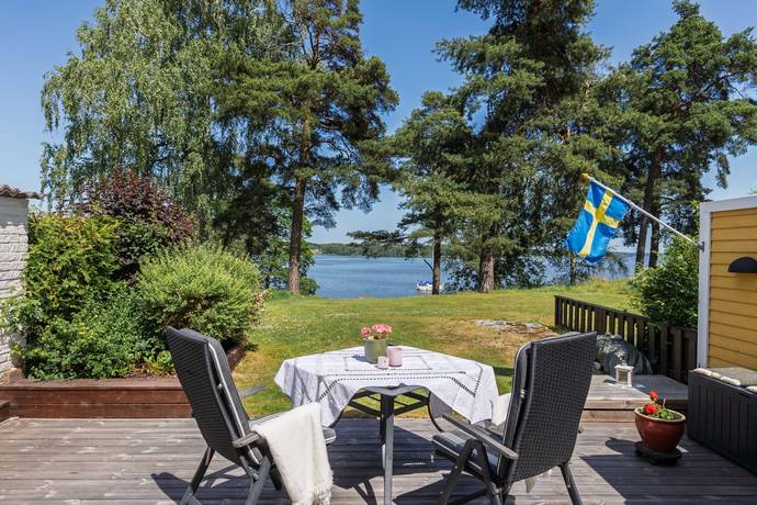 Fridhemsgatan 19A i Strängnäs, Strängnäs kommun - radhus till salu - Hemnet