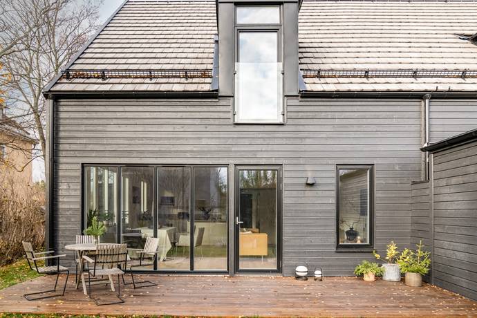 Kubikenborgsvägen 1B i Enskede - Stureby, Stockholms kommun - radhus ...