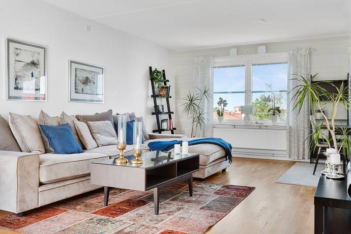 Diligensvägen 3, 3 tr i Jarlaberg, Nacka kommun - lägenhet till salu - Hemnet