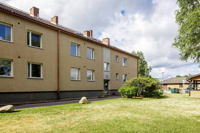 Östra järnvägsgatan 14A i Moheda, Alvesta kommun - lägenhet till salu ...