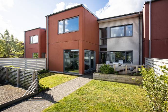 Mariehällsvägen 8B i Mariastaden, Helsingborgs kommun - Radhus till ...