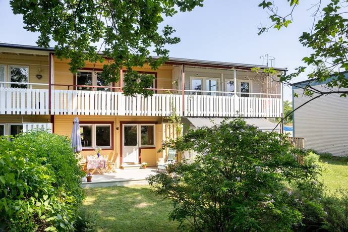 Herrängsvägen 35 i Rönninge, Salems kommun - Radhus till salu - Hemnet