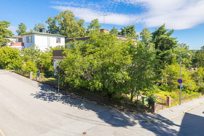 Bergaliden 25 i Tulemarken, Sundbybergs kommun - villa till salu - Hemnet