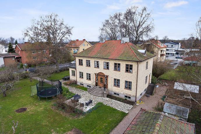 Storgatan 45 i Centralt, Herrljunga - Friliggande villa till salu - Hemnet