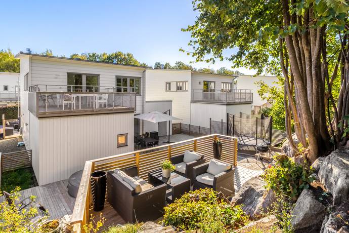 Lilleby kronogård 57 i Torslanda - Lilleby, Göteborgs kommun - villa ...