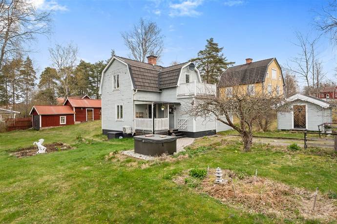 Hus till salu - Hallstavik, Norrtälje kommun - Hemnet