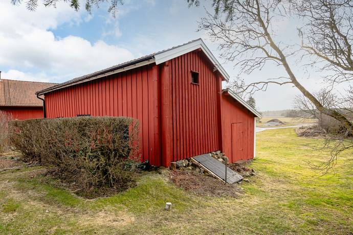 Valsta Nedergård i Bettna, Flens kommun - villa till salu - Hemnet